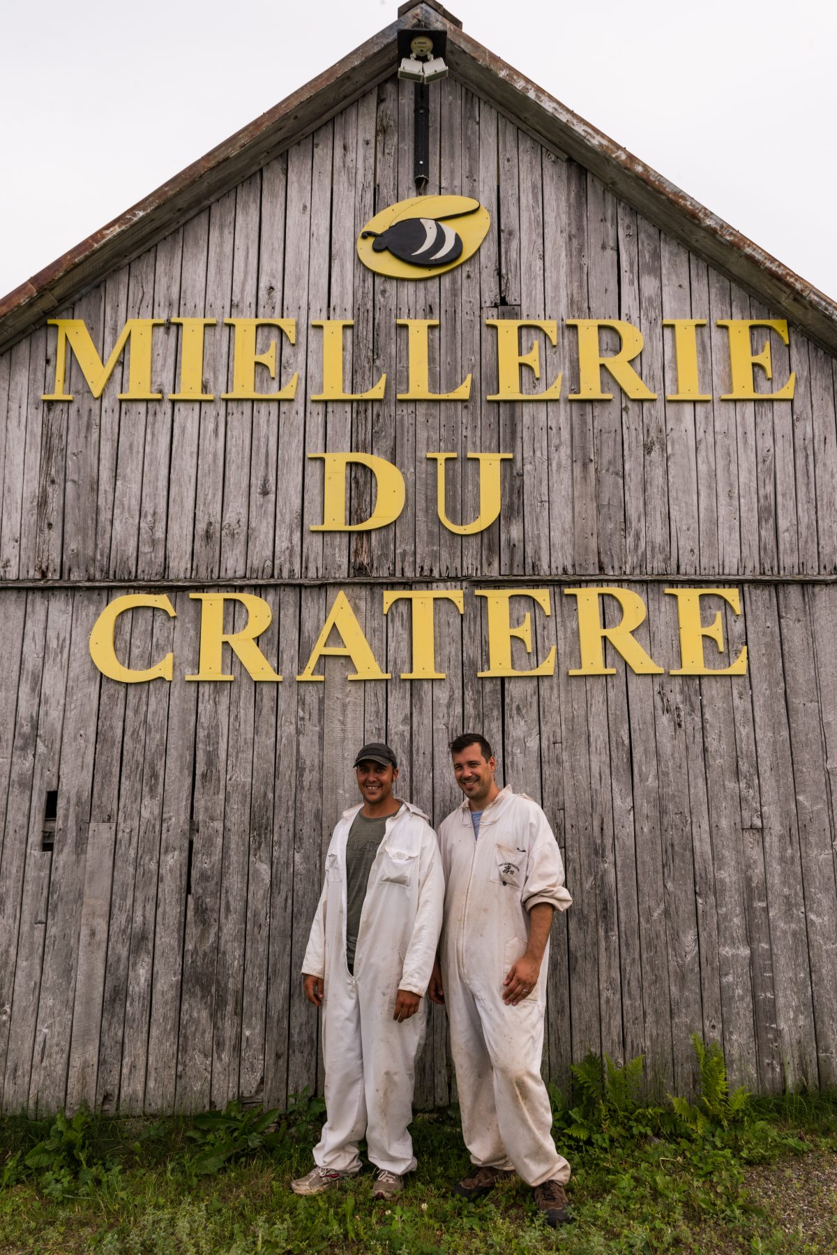 Lune de miel dans le cratère | Miellerie du cratère de Charlevoix ...