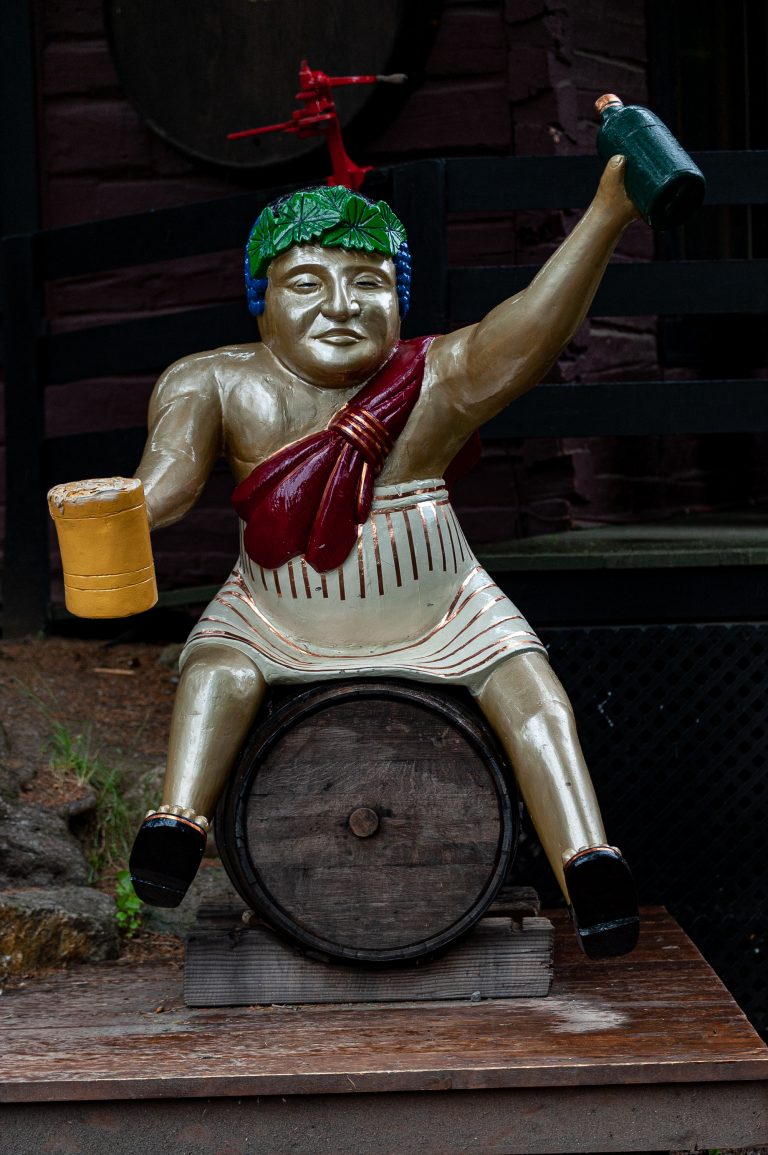 Steak, prohibition & rock’n’roll | La Maison du Bootlegger | Charlevoix ...